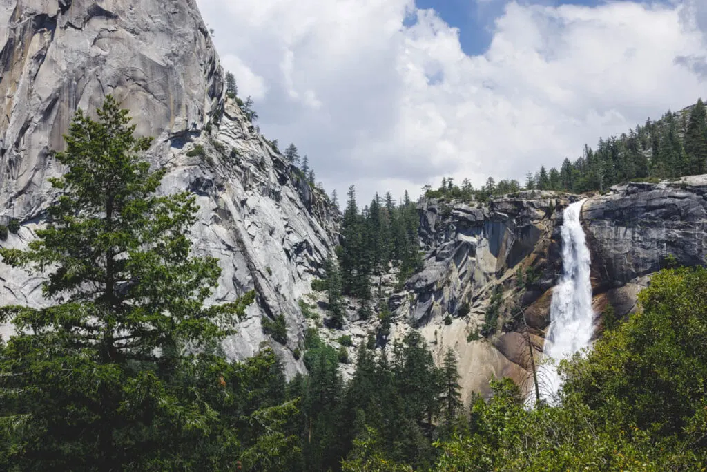 15 Must-Visit Northern California Waterfalls